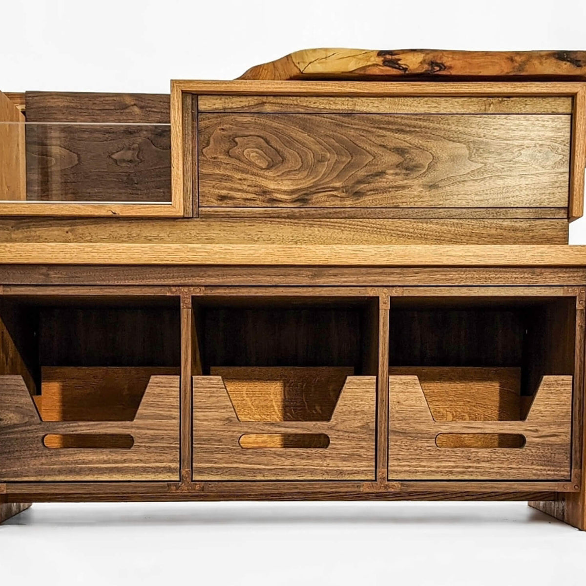 Live Edge Record Player Console – Rubio Monocoat USA