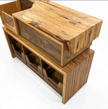 Live Edge Record Player Console – Rubio Monocoat